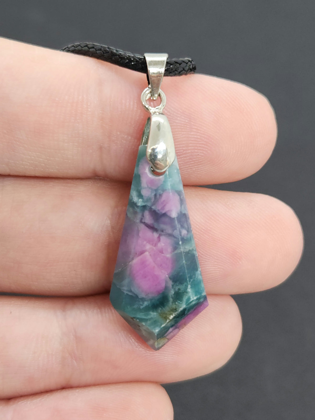 Ruby Fuchsite Pendant Necklace 9025303937246 — In Stone Fossils